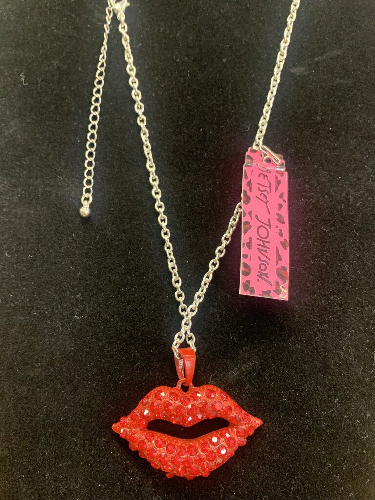 Betsey Johnson Red Lips Necklace – Starboard Home
