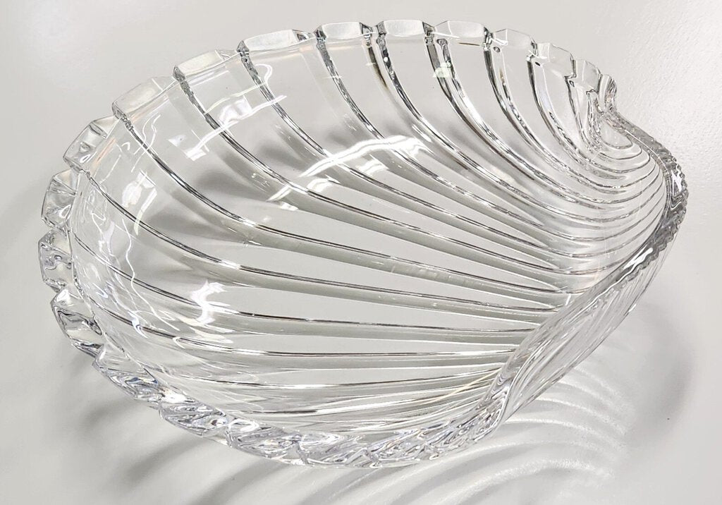 Mikasa Crystal Shell Dish – Starboard Home